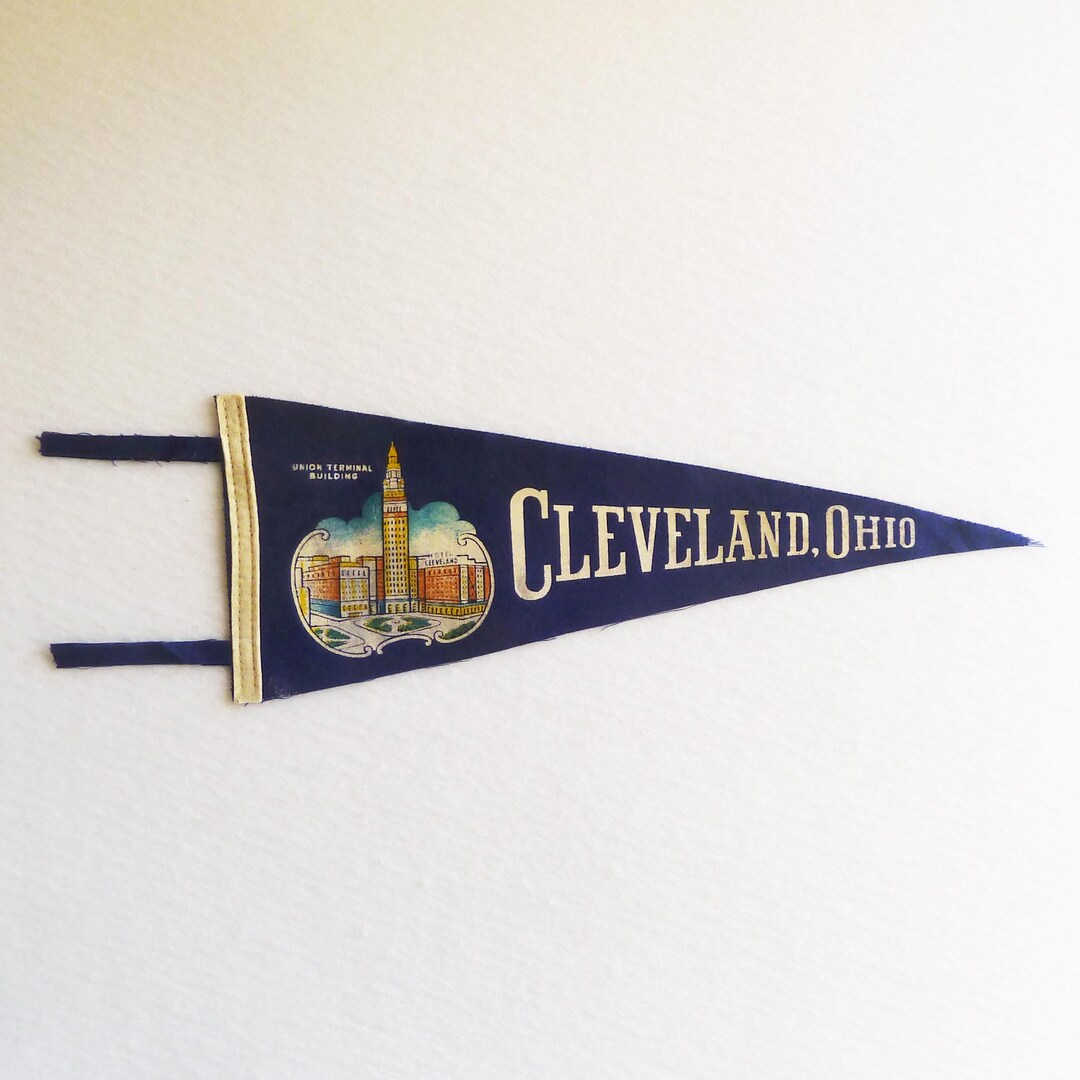 1940s Cleveland Ohio Souvenir Pennant W/ Union Terminal Building - Mid ...
