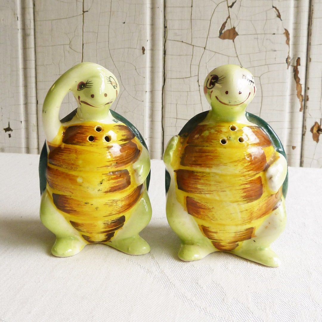 1950s Enesco Swifty Turtle Salt and Pepper Set Anthropomorphic Mid ...