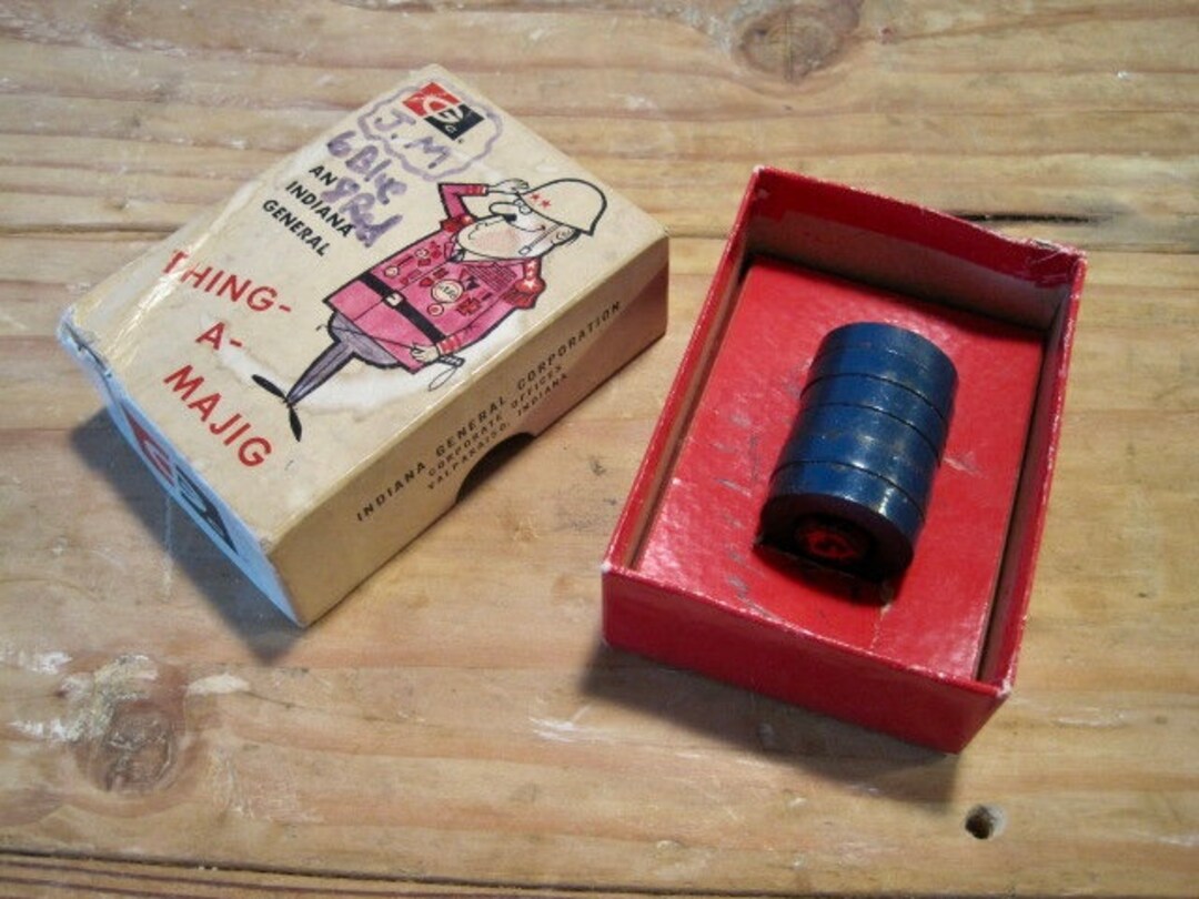 Thing-a-majig Vintage Magnet Set -- Rare 1960s Advertising Item / Toy ...