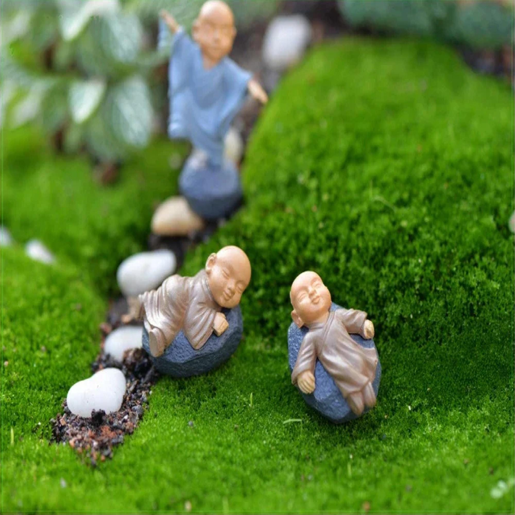 Mini Monk Figurines (4pcs): Kawaii Buddhist Resin Statues for Bonsai ...