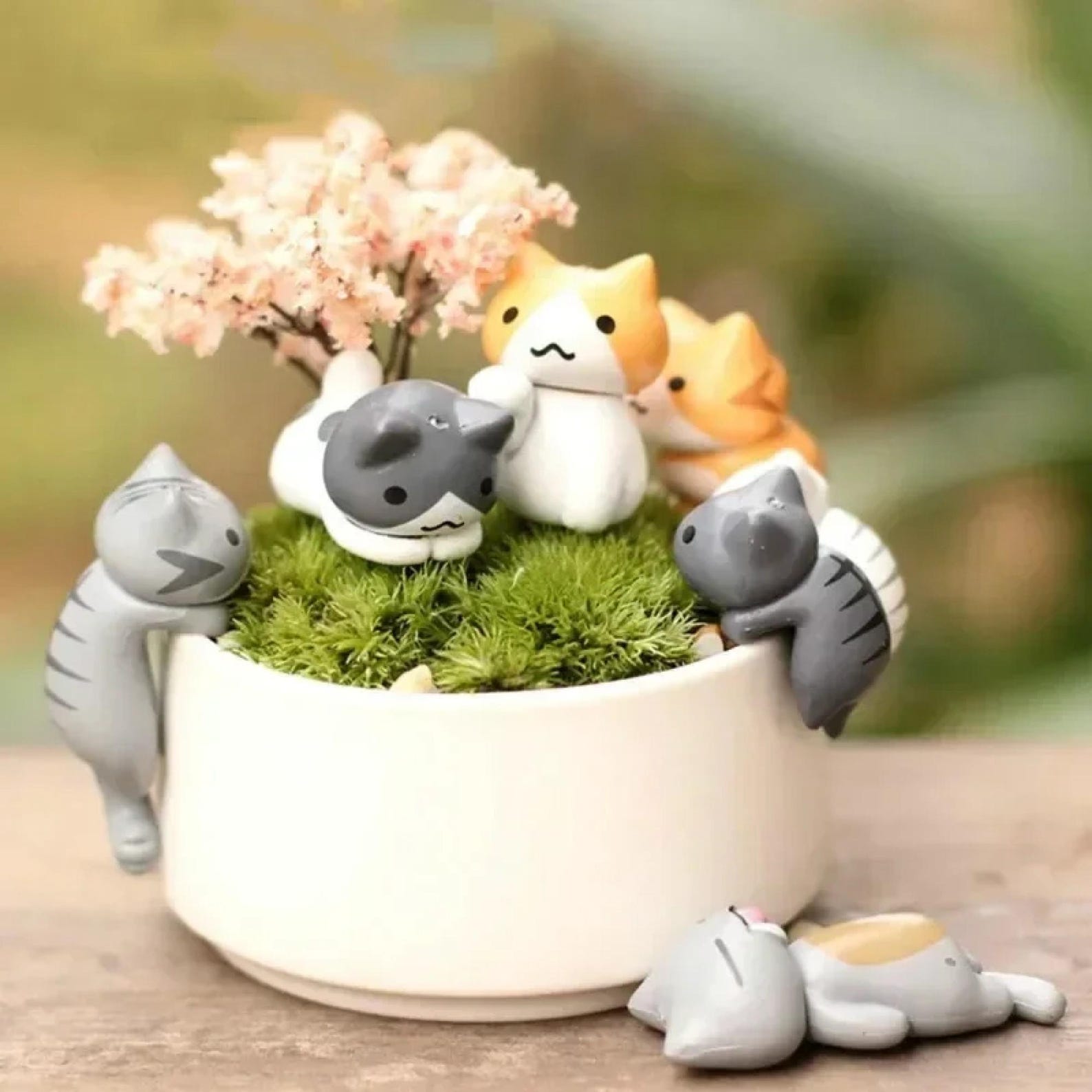 Lucky Cat Miniature Set: Hand-painted Resin Figurines - Bonsai Garden ...