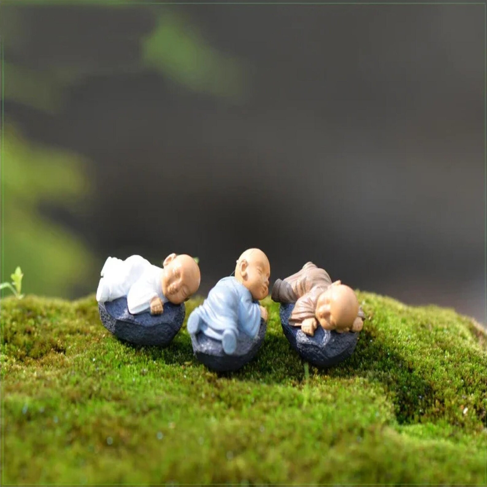 Mini Monk Figurines (4pcs): Kawaii Buddhist Resin Statues for Bonsai ...