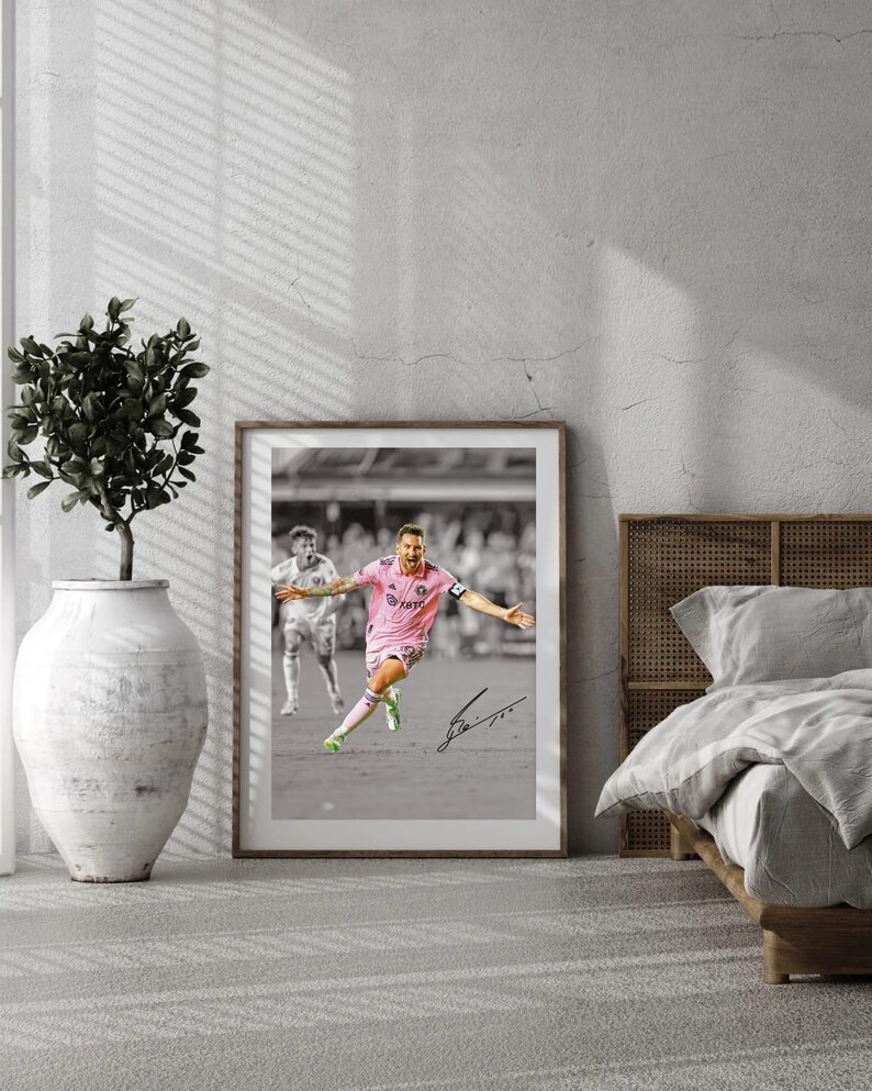 Lionel Messi Signed Poster | Football Wall Art | Argentina Soccer ...