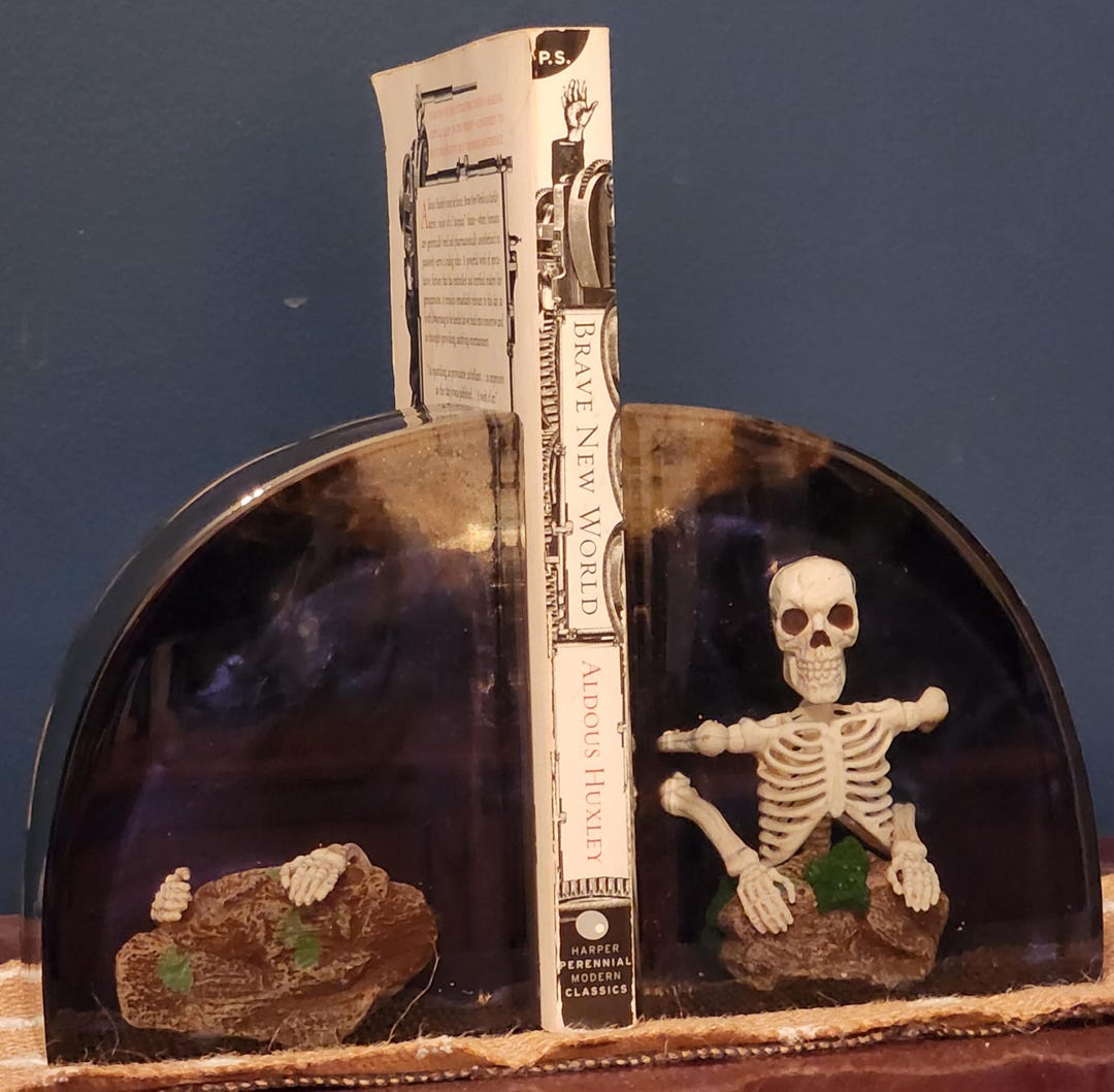 Crawling Skeleton Bookend Set - Etsy