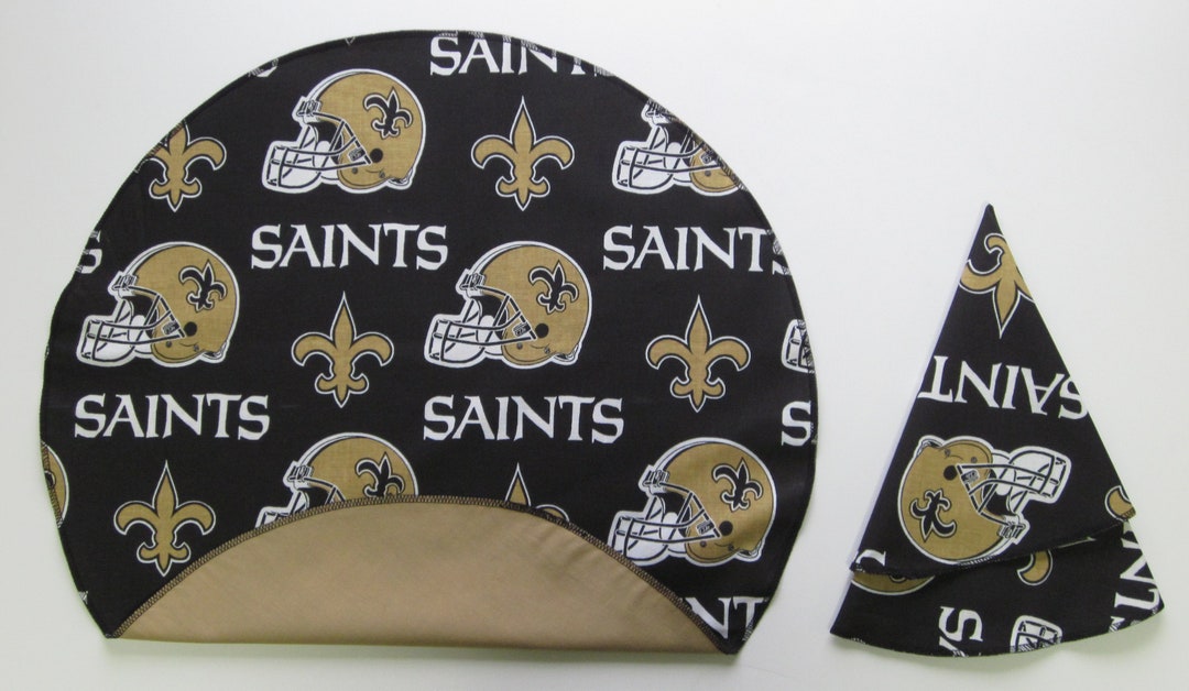 Unique 19 Double-sided Round Napkins Folded to Form Christmas Tree LSU ...