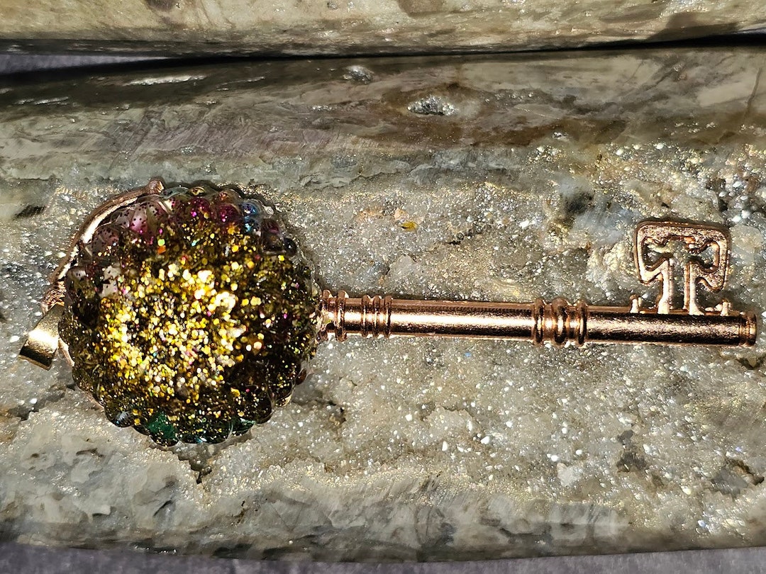 Amulet for Money and Wealth Skeleton Key Necklace, Prosperity Abundance ...