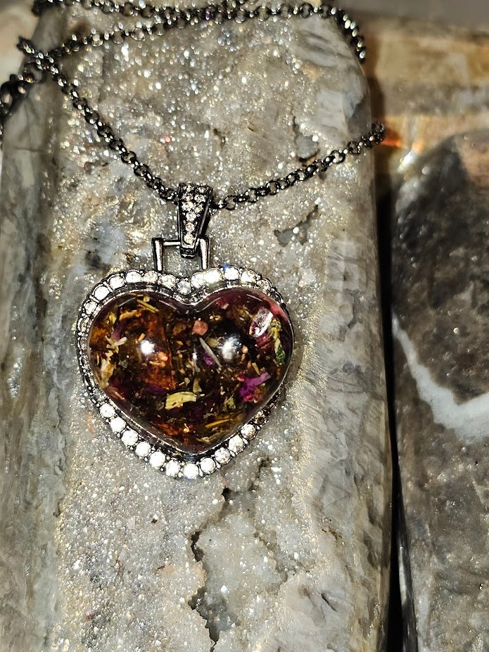 Empress Goddess Power, Beauty, & Generational Wealth, Command and ...