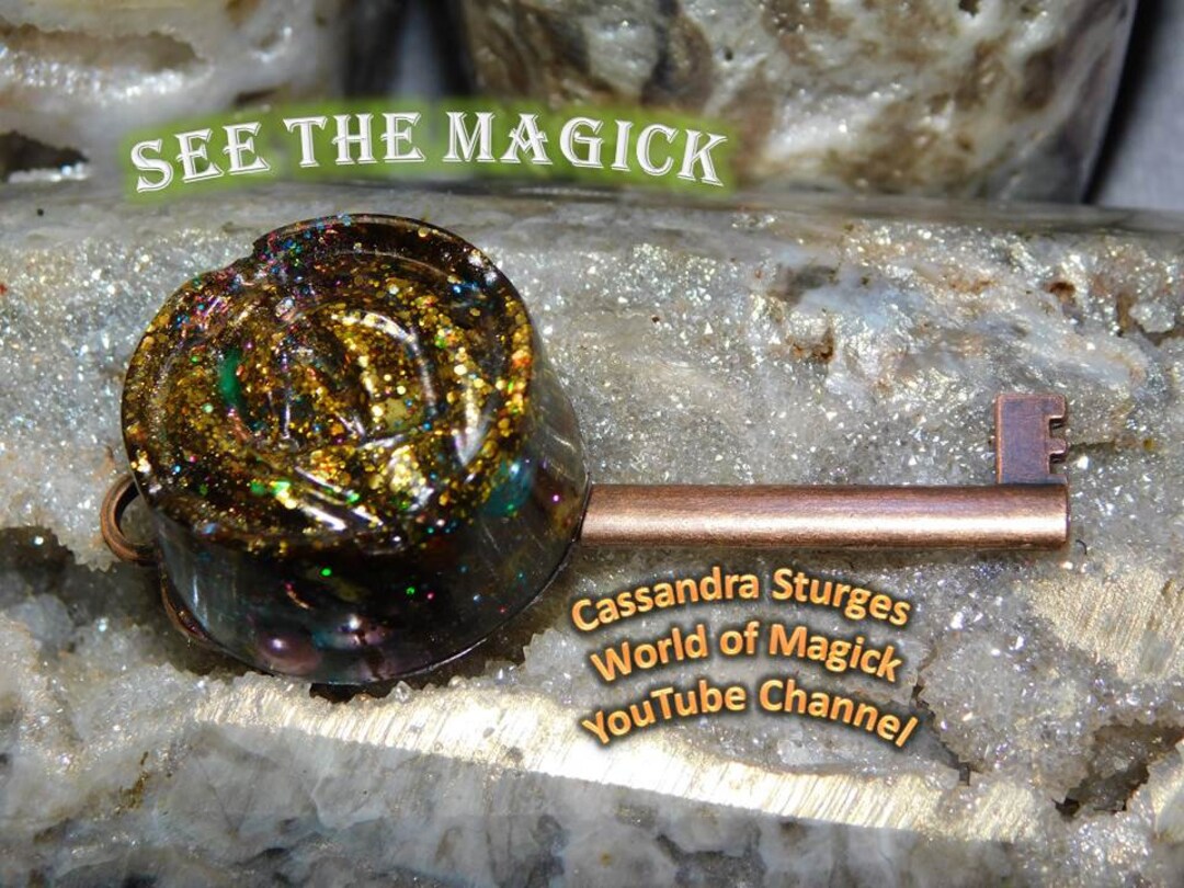 Amulet for Money and Wealth Skeleton Key Necklace, Prosperity Abundance ...