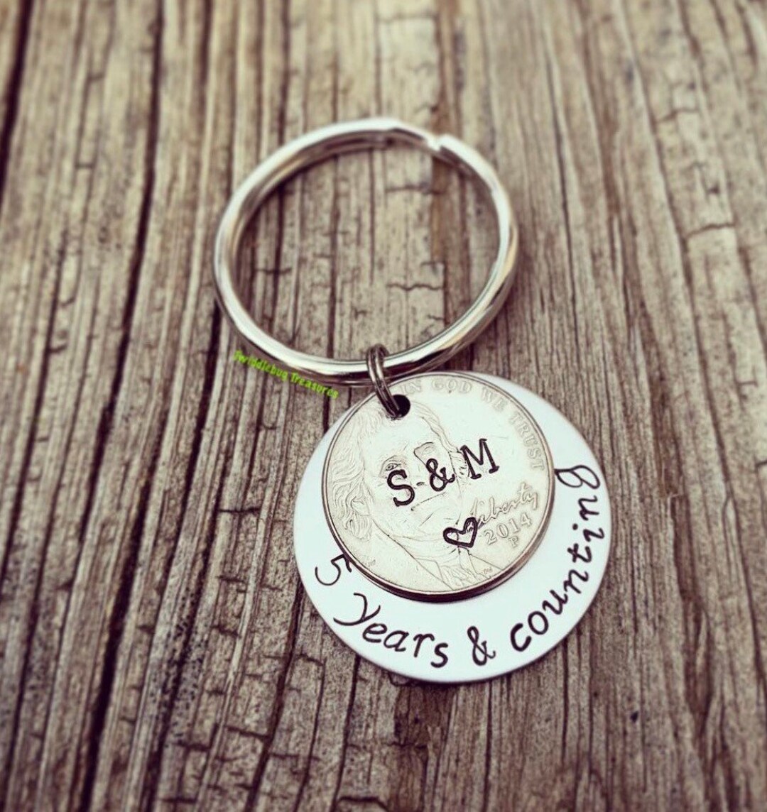5 Year Anniversary Key Chain - Etsy.de