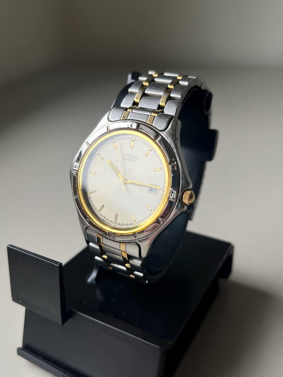 Citizen Quartz Mens Watch Vintage Minimalist Y2k Day … - Gem