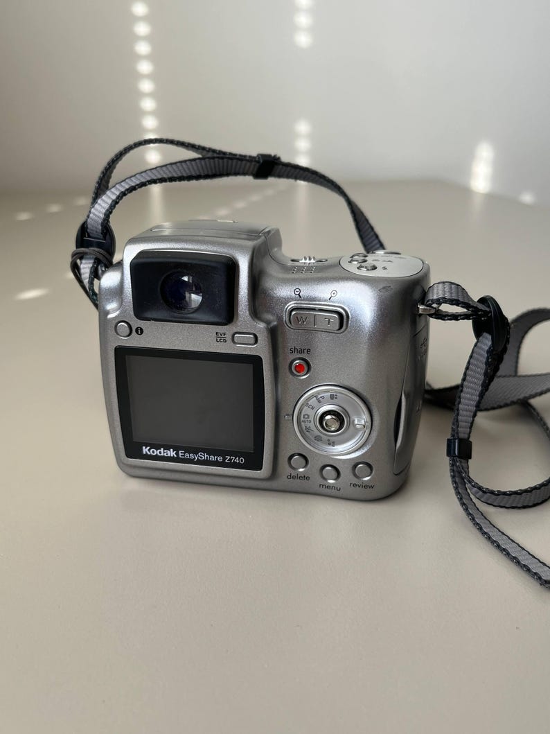 Kodak Easyshare Z740 Digital Camera Digicam 5 MP 10x Zoom Vintage Y2K ...