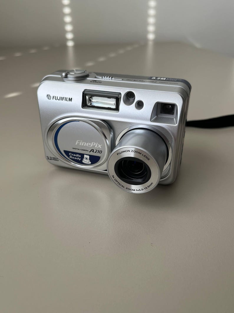 Fujifilm Finepix A210 Compact Digital Camera Vintage Y2K 00s With Case ...