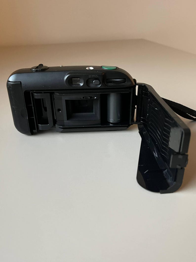 Fujifilm Fuji Smart Shot 35mm Film Camera Point and Shoot Vintage ...