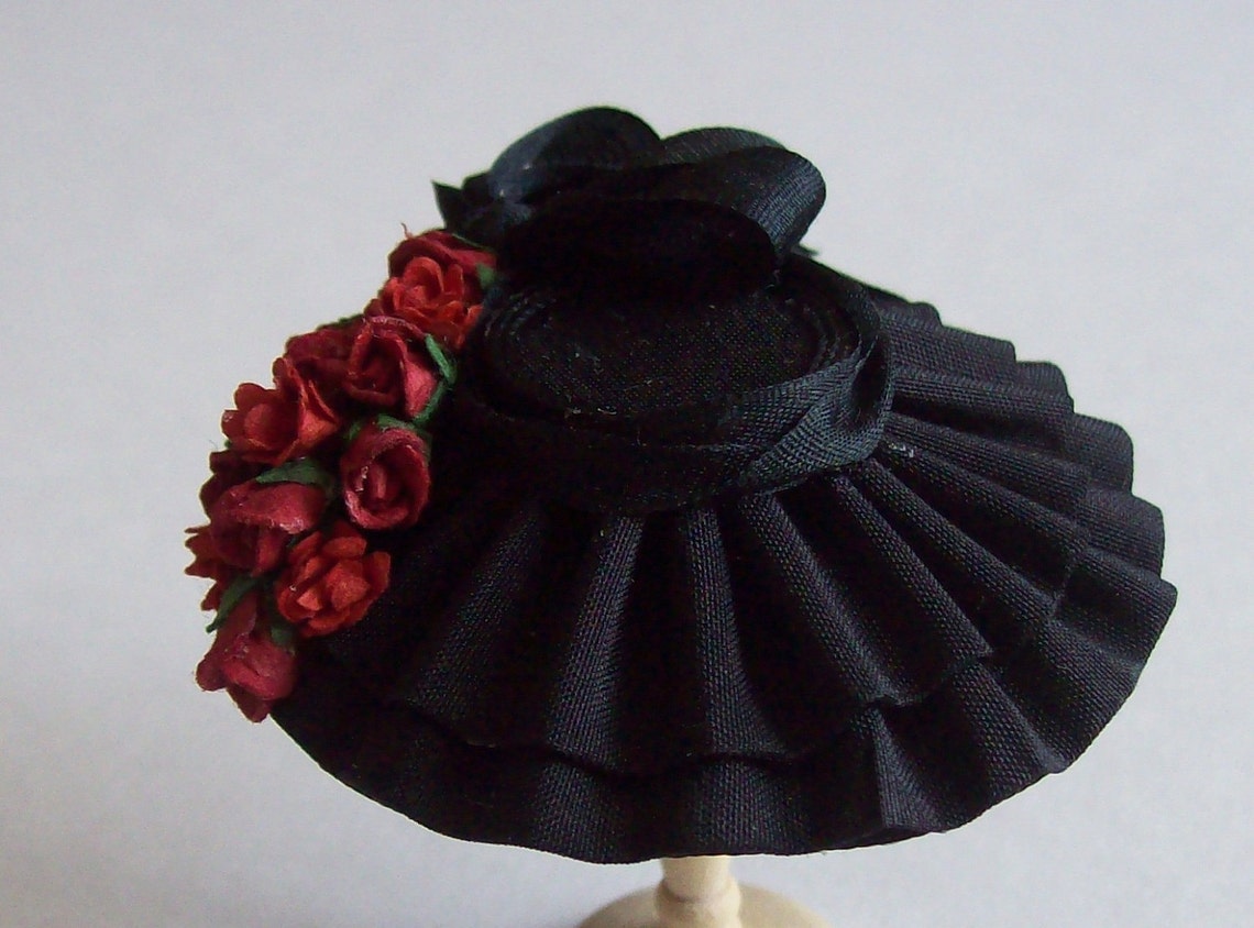 Black Silk Hat With Red Roses 1/12 Dollhouse Handmade - Etsy