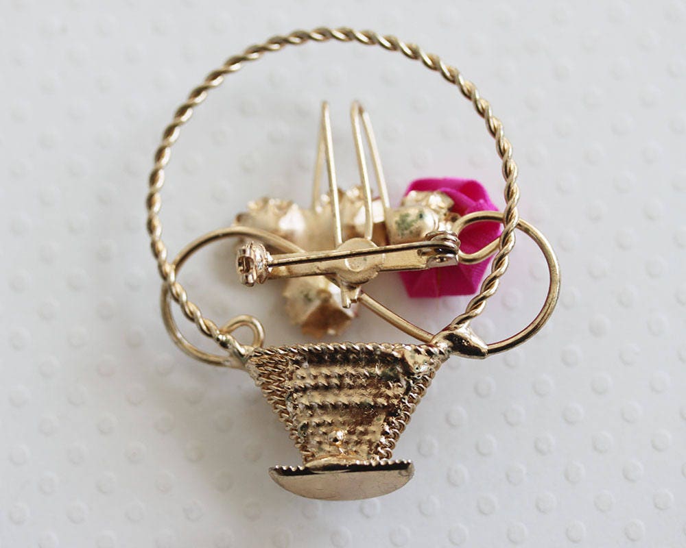 Vintage Basket Pin Mid Century Basket Brooch 1960's Easter Pin - Etsy