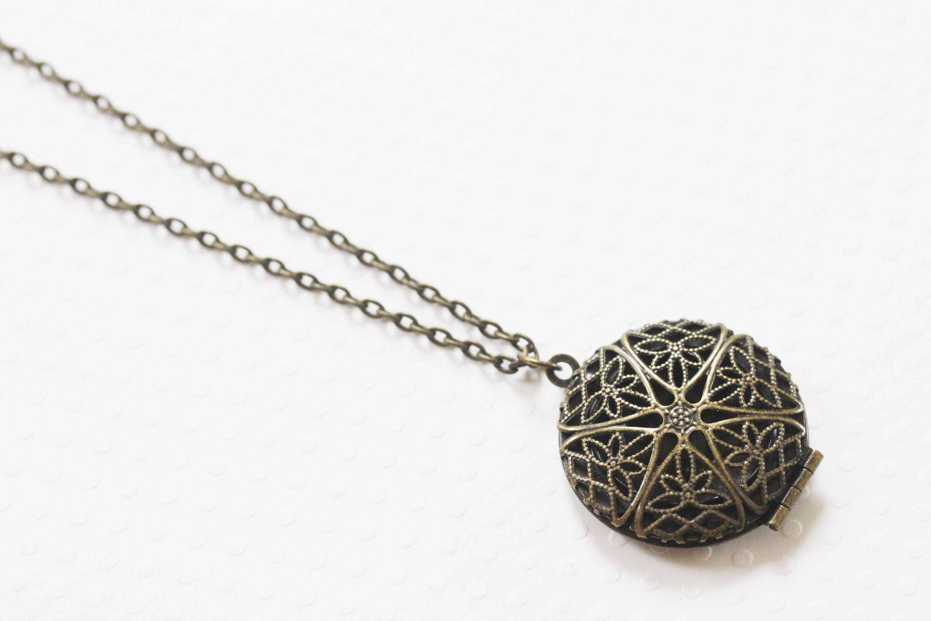 Vintage Locket Brass Filagree Locket Mid Century Locket Boho Jewelry - Etsy