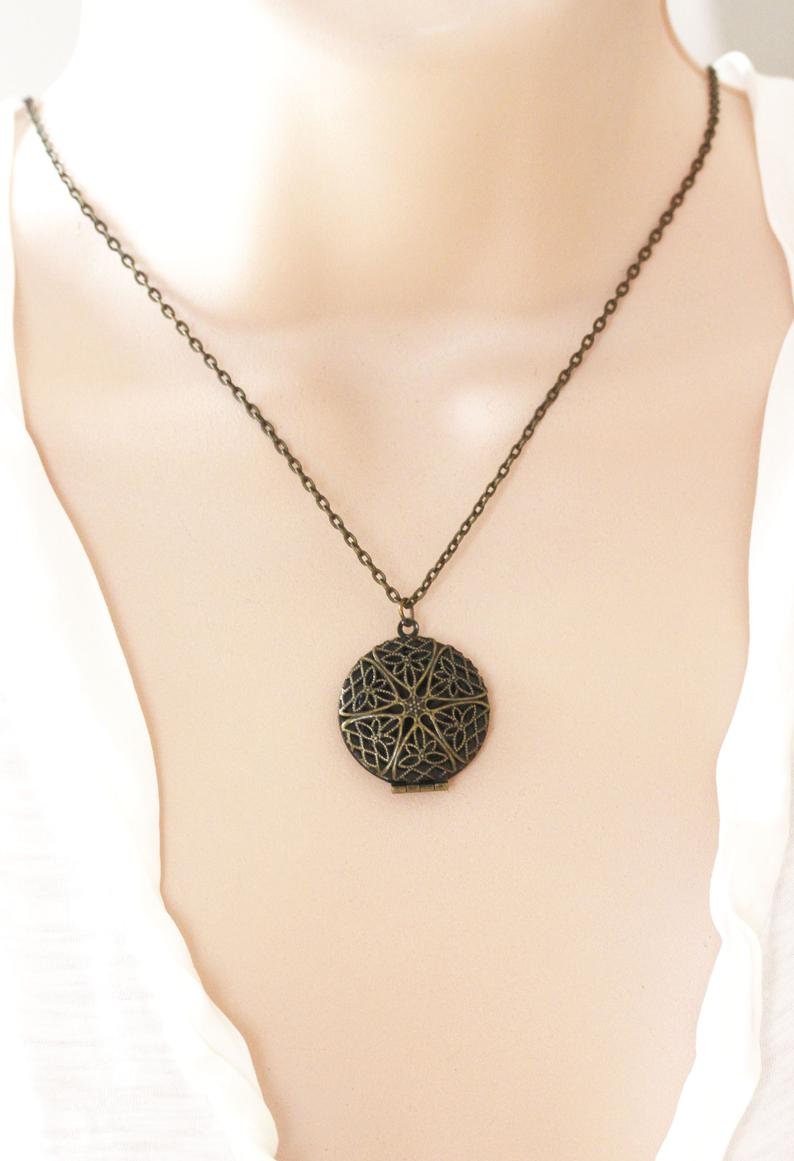 Vintage Locket Brass Filagree Locket Mid Century Locket Boho Jewelry - Etsy