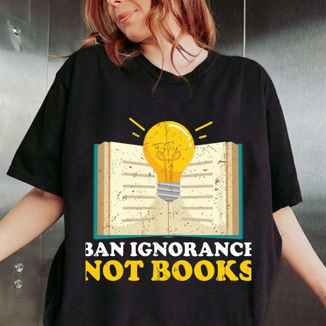 Ban Ignorance Not Books Lightbulb PNG, Retro Vintage Teacher Librarian ...