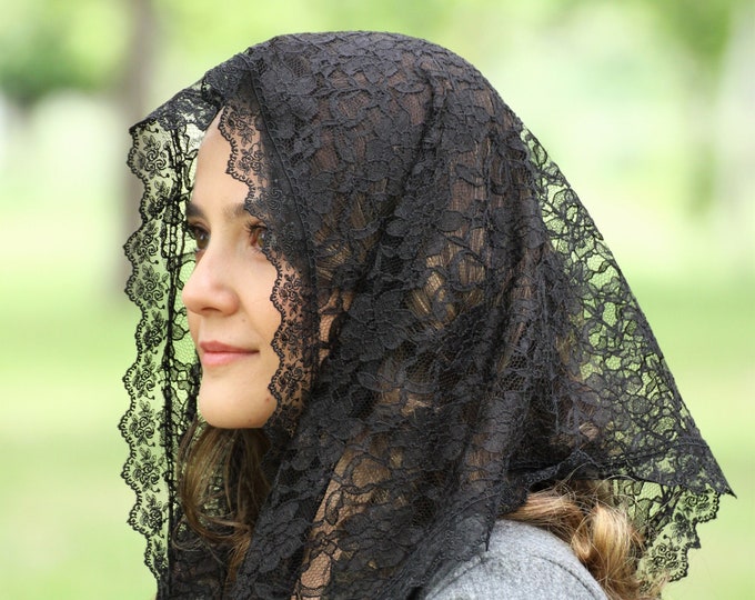 Black Lace Church Veil, Catholic Mantilla Veil for Mass, Triangle ...