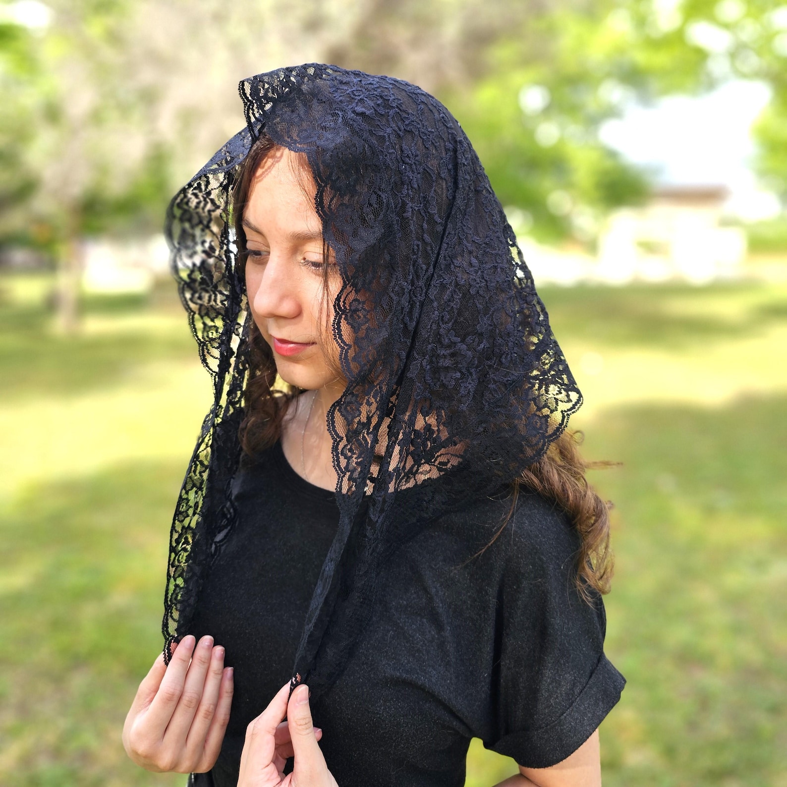 BLACK Lace Triangle Veil for Catholic Mass – Traditional Mantilla With ...