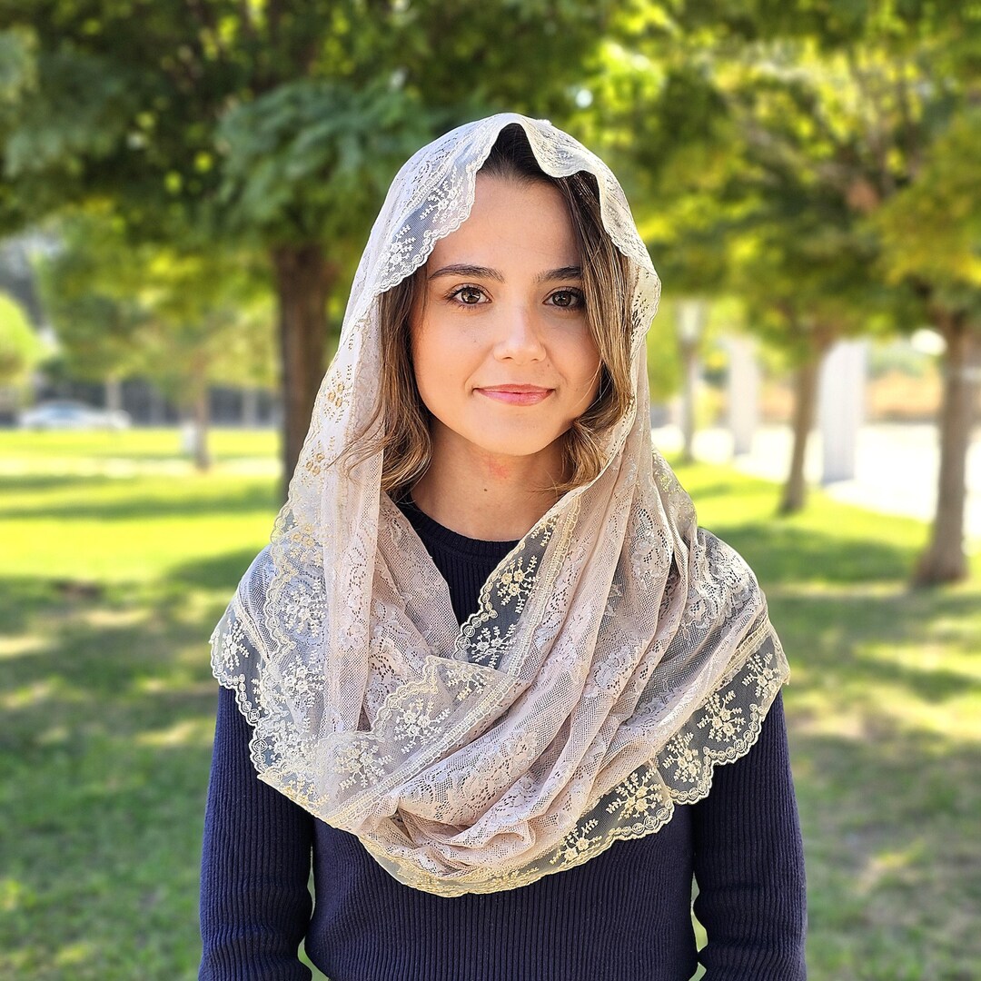 Light Brown Infinity Lace Veil With Shinny Details - Etsy