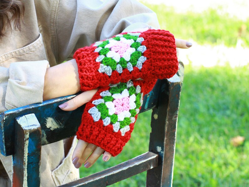Crochet Granny Square Gloves for Womens: Fingerless, Red - Etsy