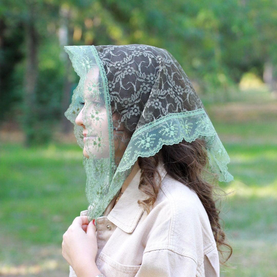 Green Lace Catholic Veil for Mass, Triangle Chapel Mantilla With Clip ...
