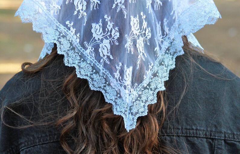 White Lace Catholic Veil for Mass With Blue Trim Catholic | Etsy