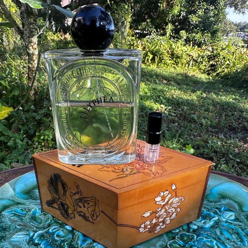 Vintage Beauty Sample - Etsy