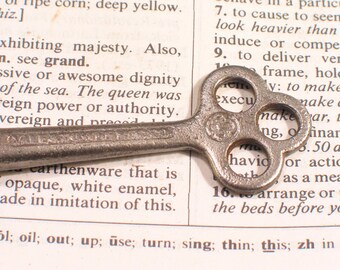 Giant Keys - Etsy
