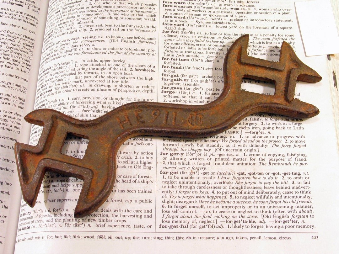 Vintage HE911 Farm Tractor Multi Wrench Tool INTERNATIONAL HARVESTER B ...