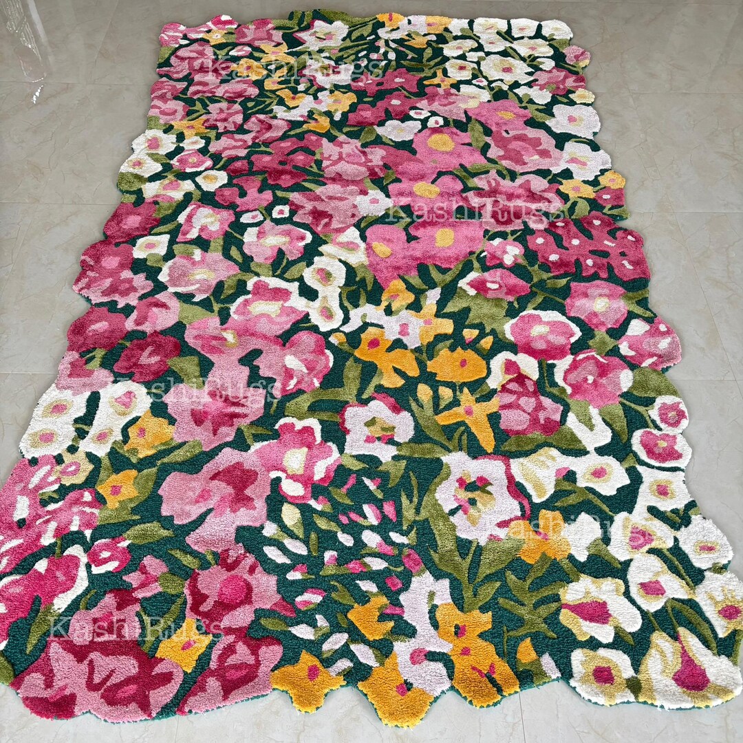 Colorful Floral Hand-tufted Rug | Abstract Bloom Accent Carpet | Modern ...