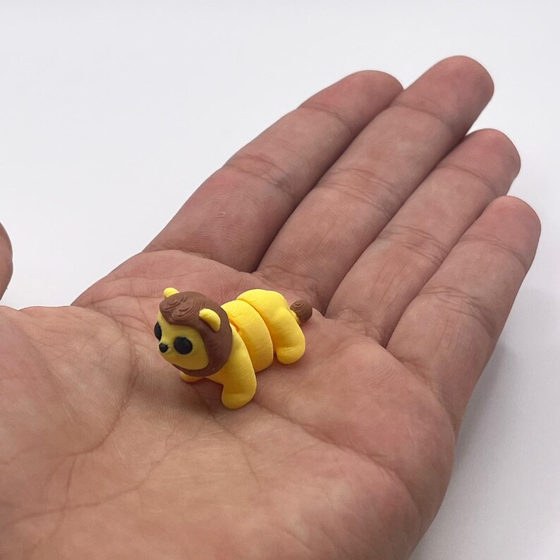Mini Lion Cub Figurine – 3D Printed Pocket-sized Animal Collectible - Etsy