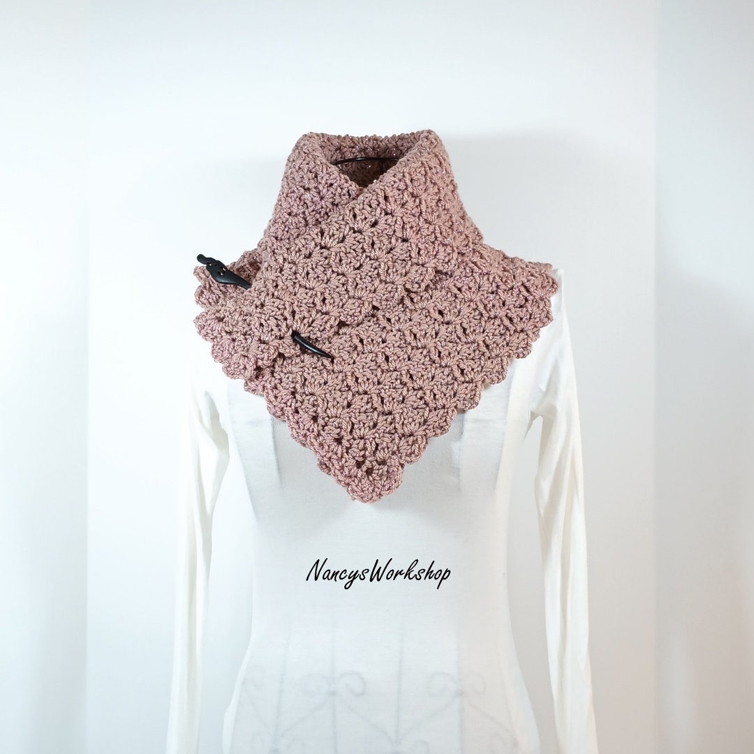 Woman's Handmade Neck Warmer Scarf, Crocheted Neck Warmer, Sparkly Neck ...