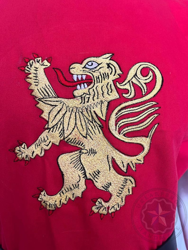 Embroidered Tunic Rampant Lion: Knight Heavy Cotton Surcoat - Halloween ...