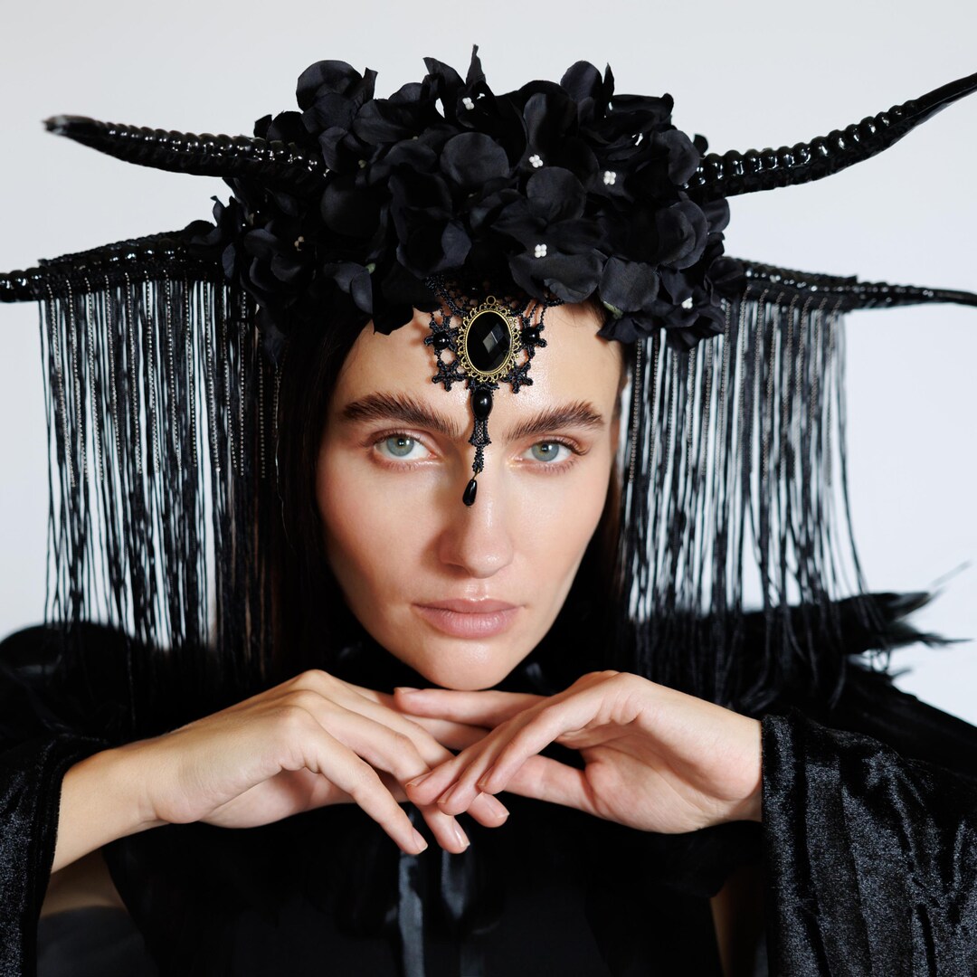 Black Gothic Crown, Gothic Horn Crown, Fantasy Horn Headpiece, Demon ...