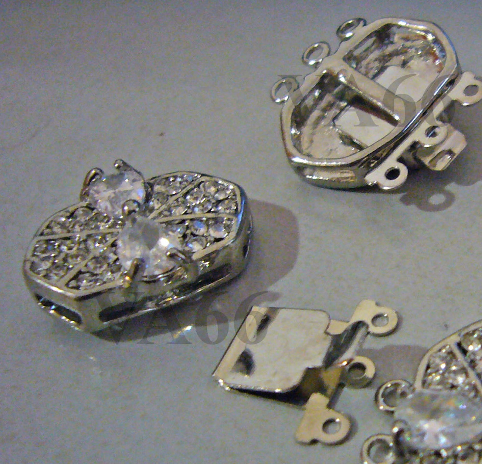 Big Clasps 2p Rhinestone 3-strand 18K White Gold Plated Clasps Rhodium ...