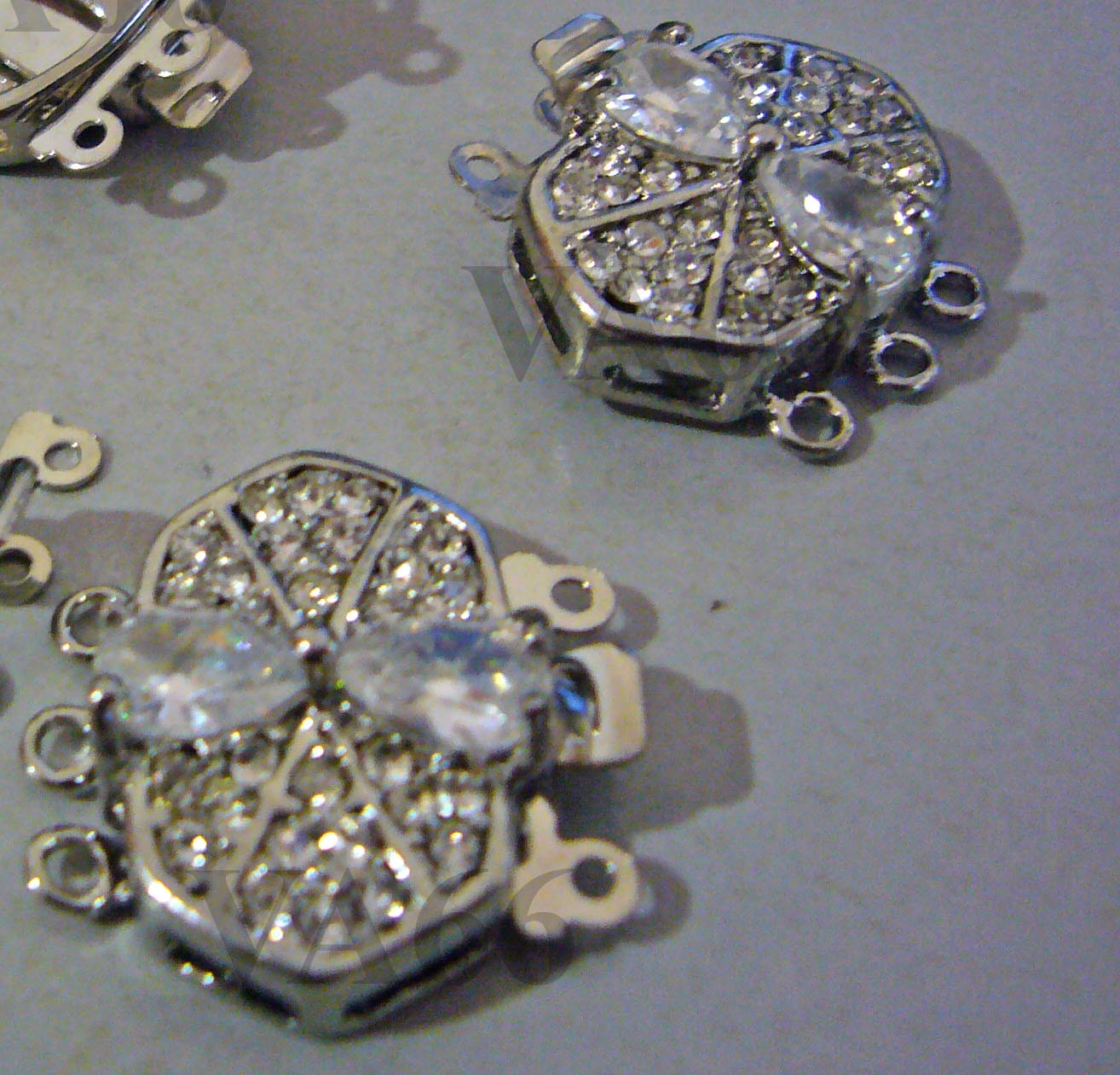 Big Clasps 2p Rhinestone 3-strand 18K White Gold Plated Clasps Rhodium ...