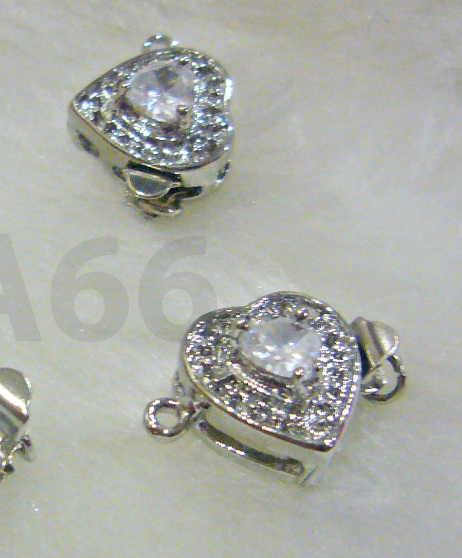 2p Rhinestone 1-strand 18K White Gold Plated Clasps Heart Clasp ...
