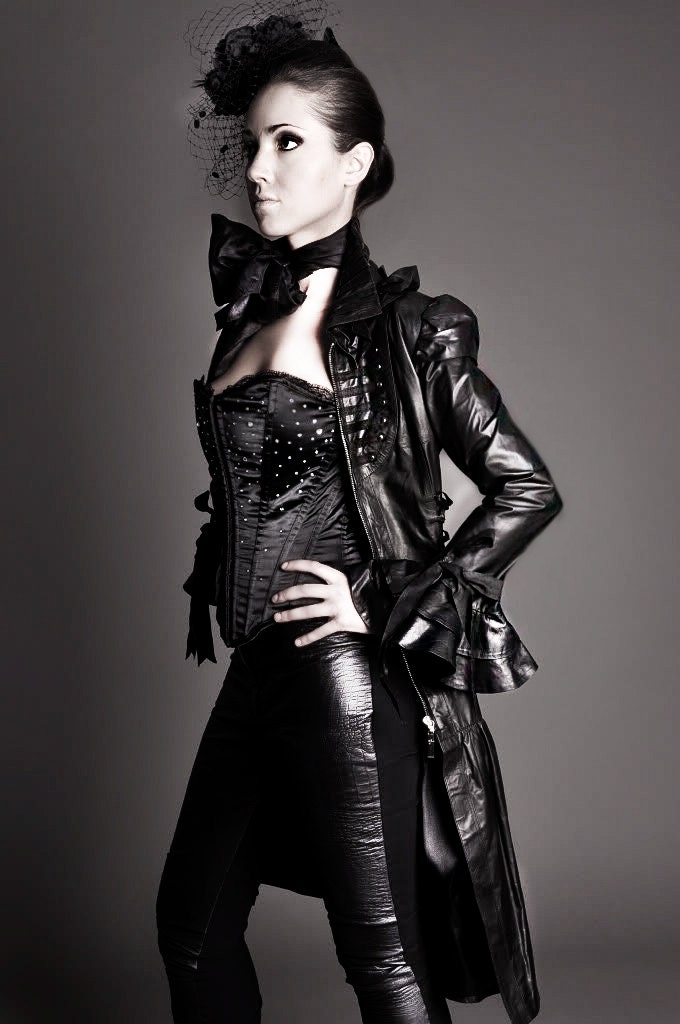 Womens Black Leather Corset Steampunk Victorian Burlesque Couture Dress ...