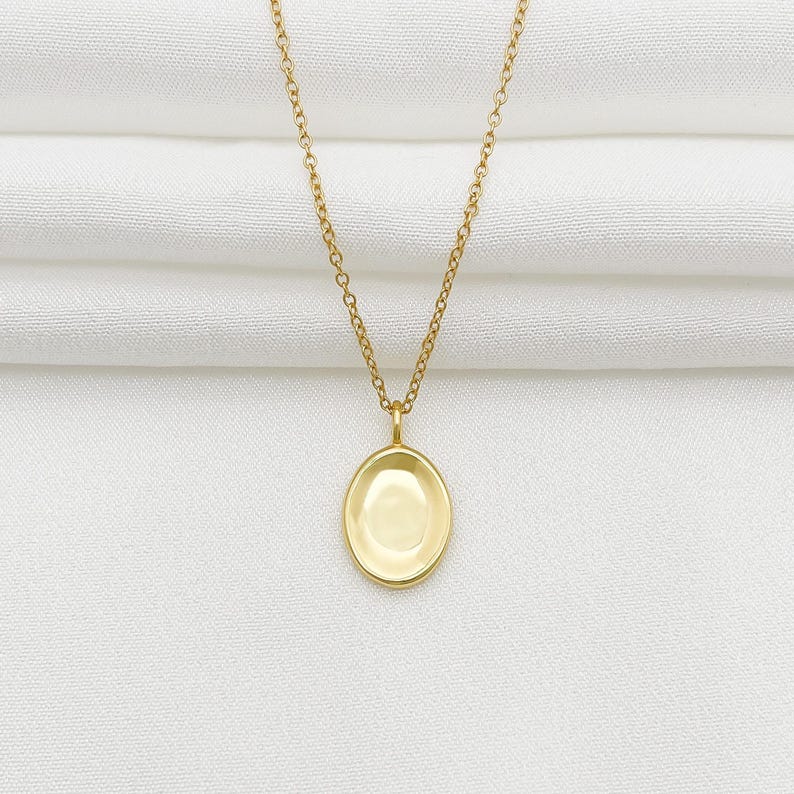 18K Gold Worry Stone Necklace, Dainty Oval Fidget Touch Pendant - Etsy