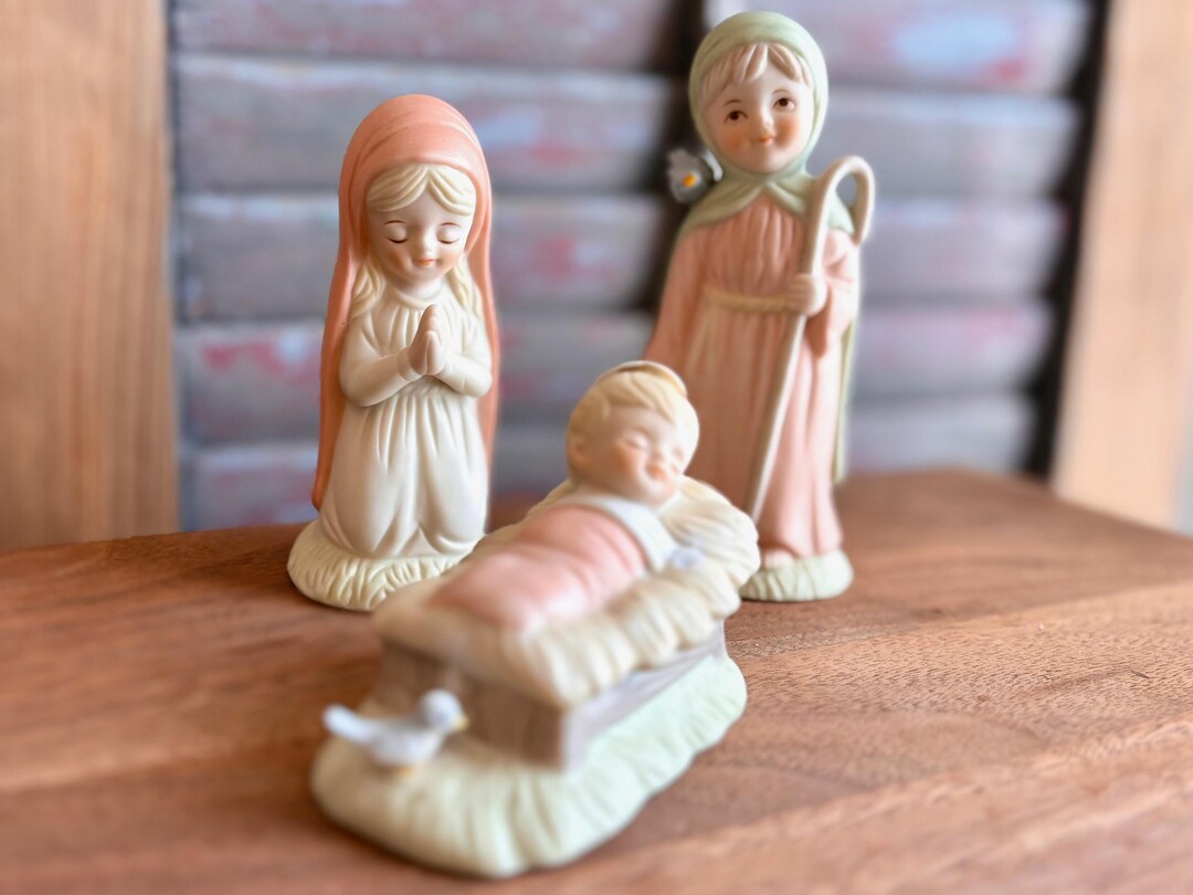 Nativity 3-piece Nativity Set Pastel Nativity Set Christmas Figures ...