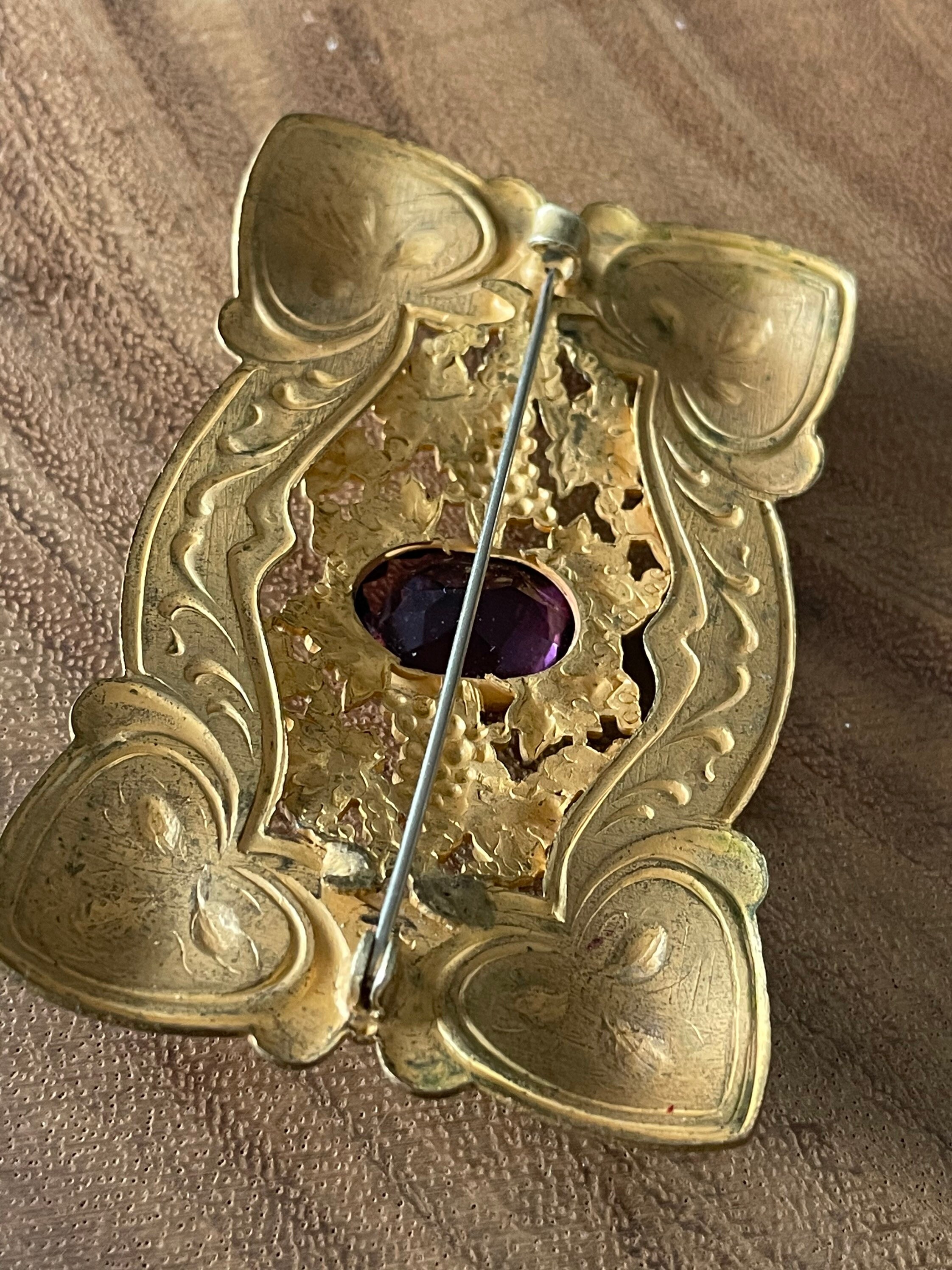 Old Victorian Sach Pin - Etsy