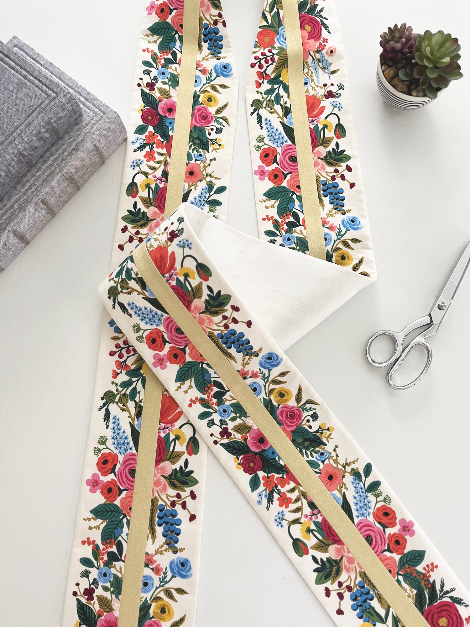 Gold and Floral Liturgical Stole Pastoral Clergy Stole for Easter and ...