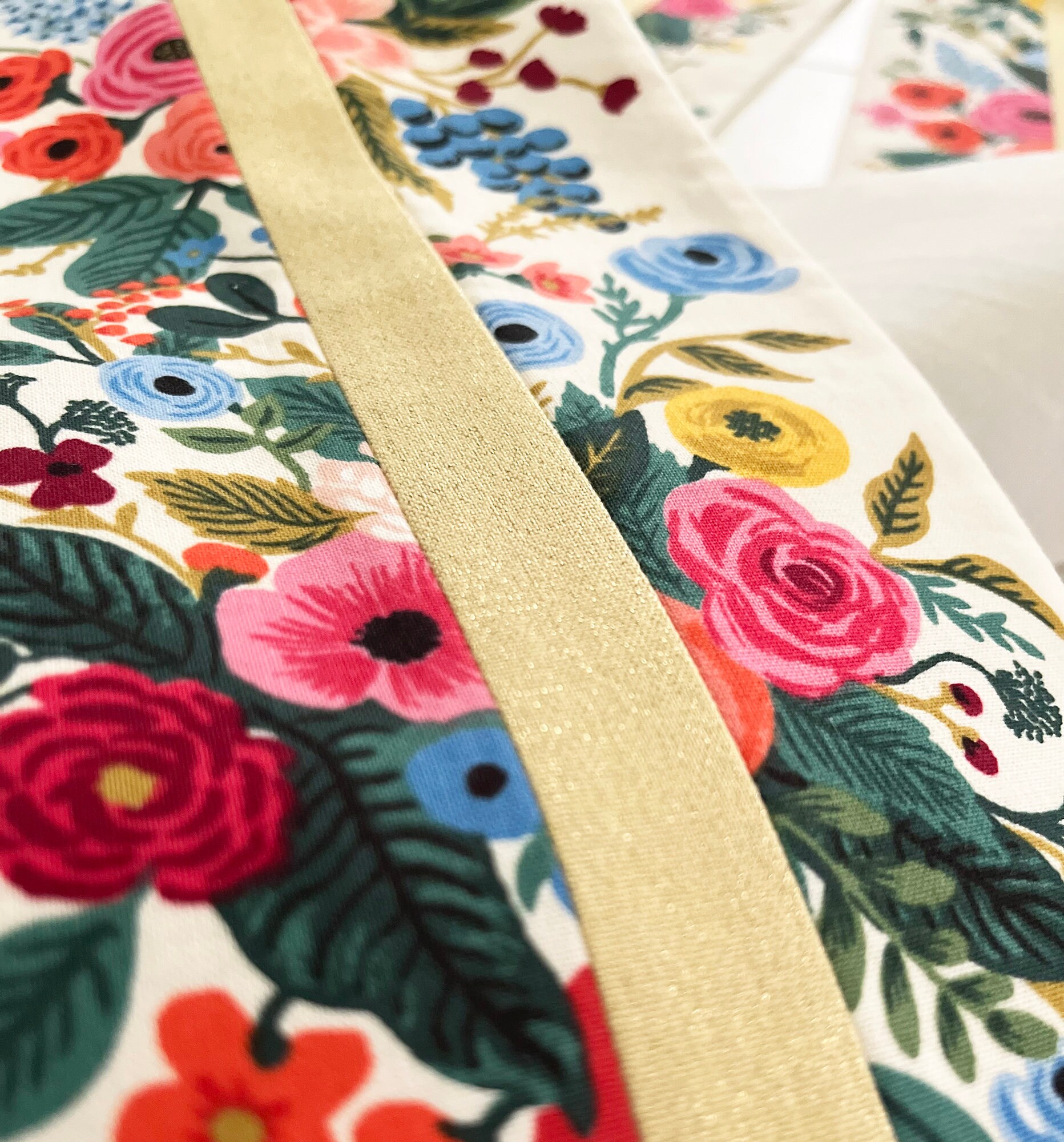 Gold and Floral Liturgical Stole Pastoral Clergy Stole for Easter and ...