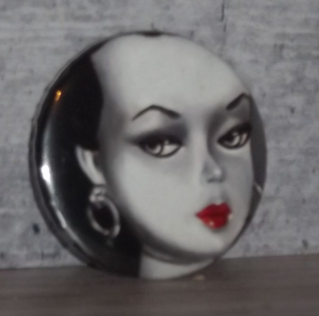 Juicy Barbie Small Pinback Button - Etsy