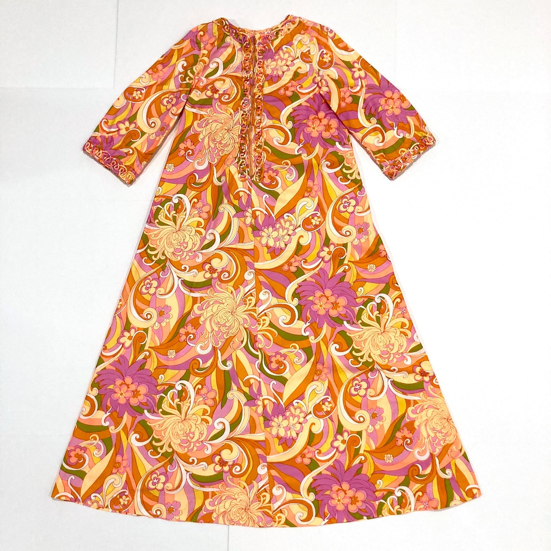 I. Magnin Maxi Dress / Caftan 1960s / Mod Floral Chrysanthemums Vintage ...