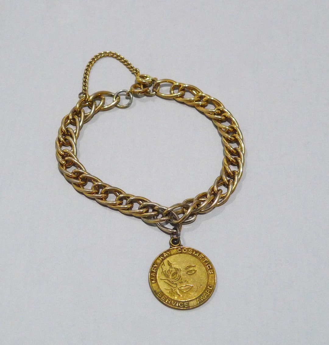 Mary Kay Bracelet With Service Award Charm 60s 70s Vintage Goldtone ...