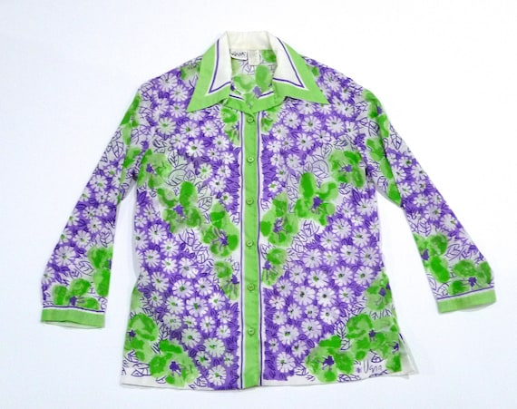 Vera Blouse - Purple and Green Floral Print 60s 70s V… - Gem