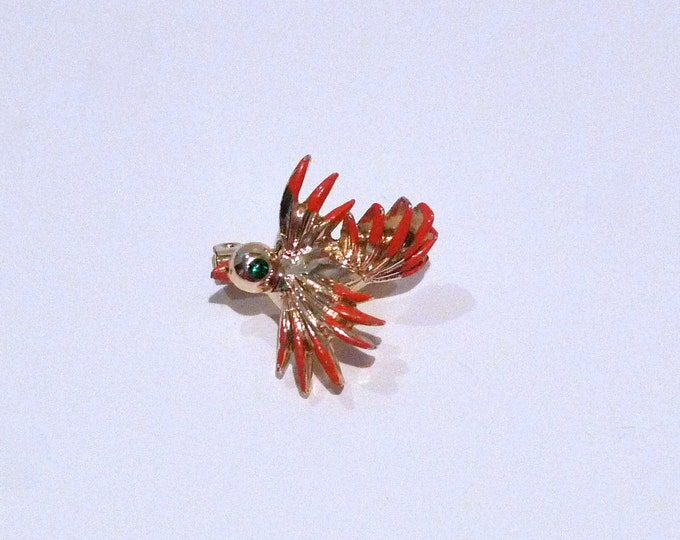 Bird Brooch Pin 60s Cute and Tiny Vintage Flying Songbird With Green ...
